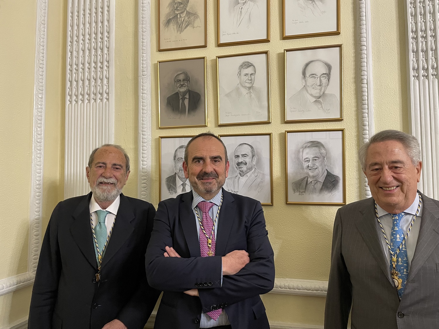 El IIE entrega sus reconocimientos de honor a Javier Targhetta, Juan ...